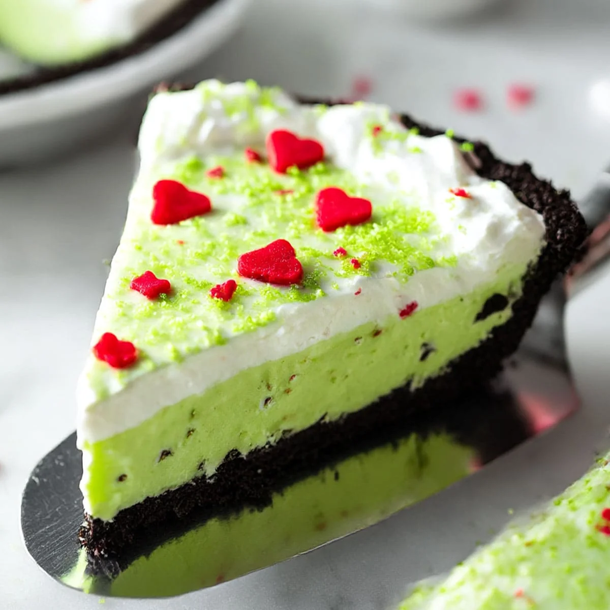 Easy 10-Minutes No Bake Grinch Pie Recipe
